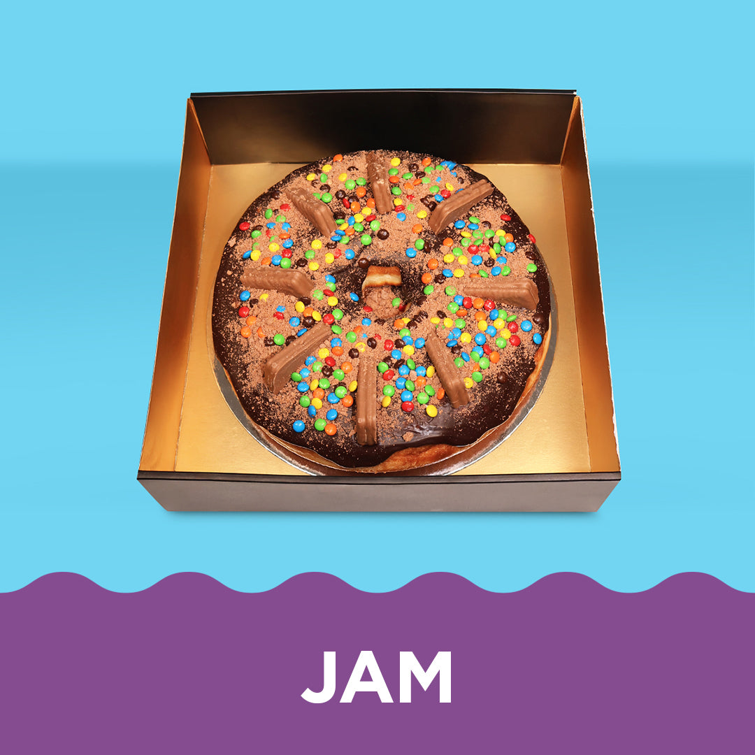 The Giant Loaded TIM TAM® Cake - Goldelucks