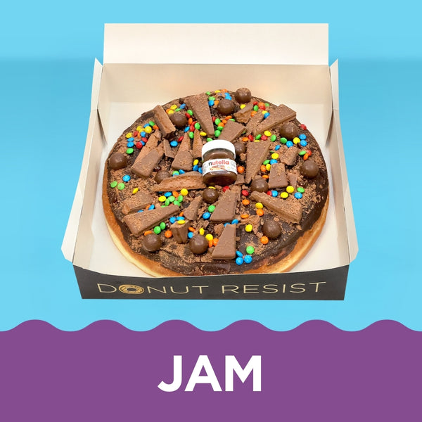 The Giant Loaded TIM TAM® Cake - Goldelucks