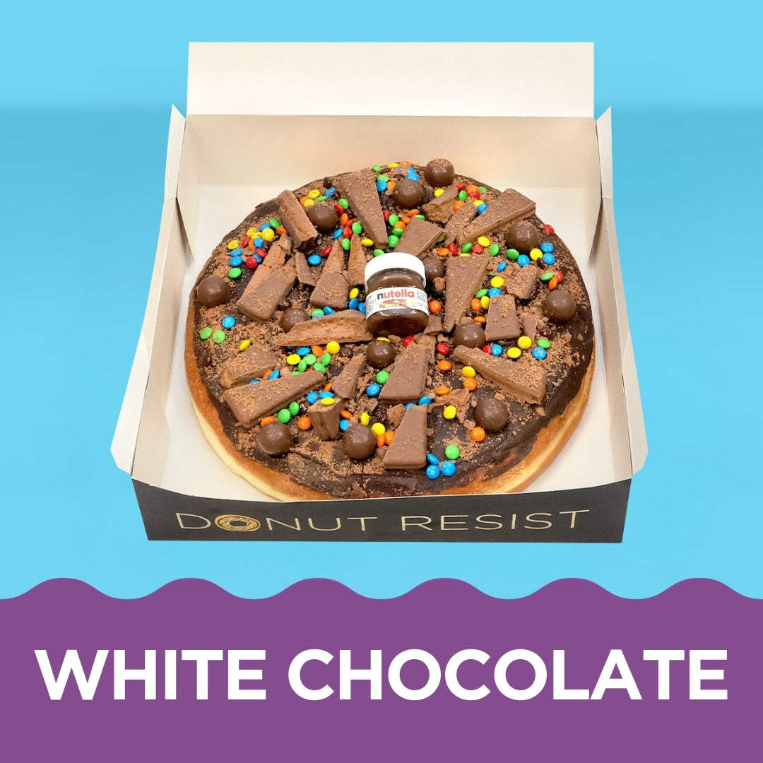 The Giant Loaded TIM TAM® Cake - Goldelucks