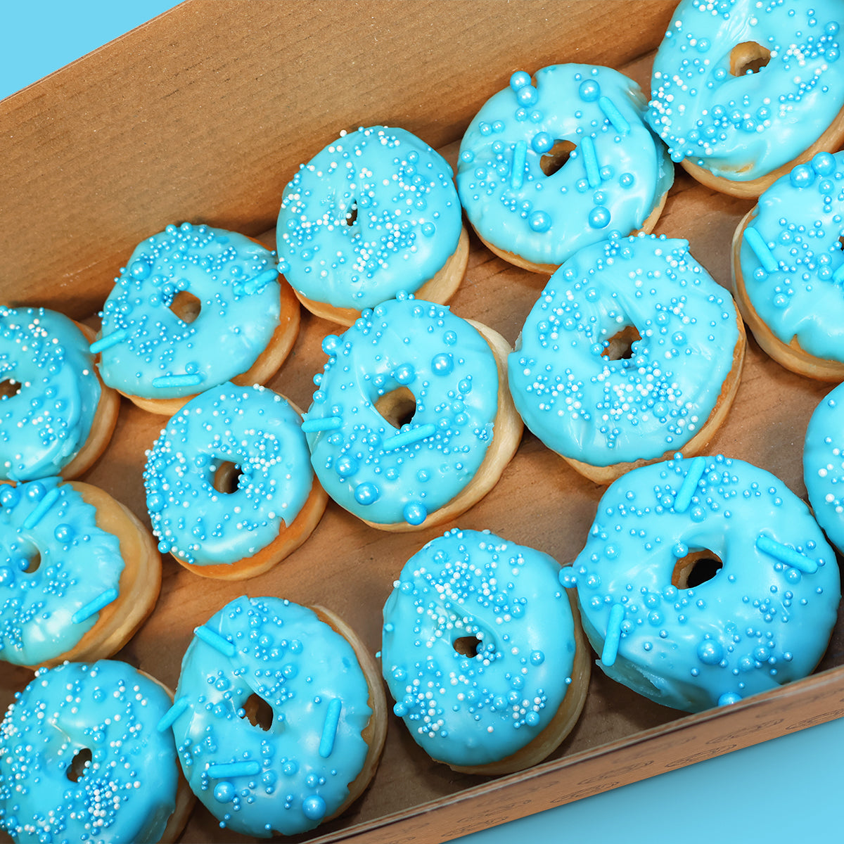 Blue Donuts with Sprinkles – Goldelucks