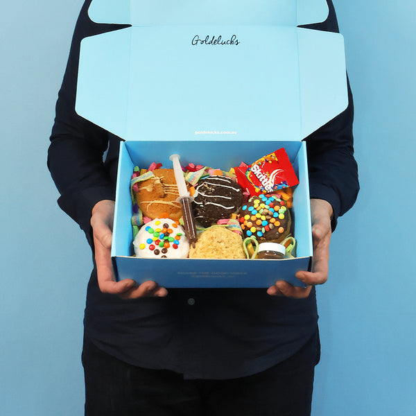 Edible Gift Hampers & Dessert Boxes | Same Day Delivery – Goldelucks